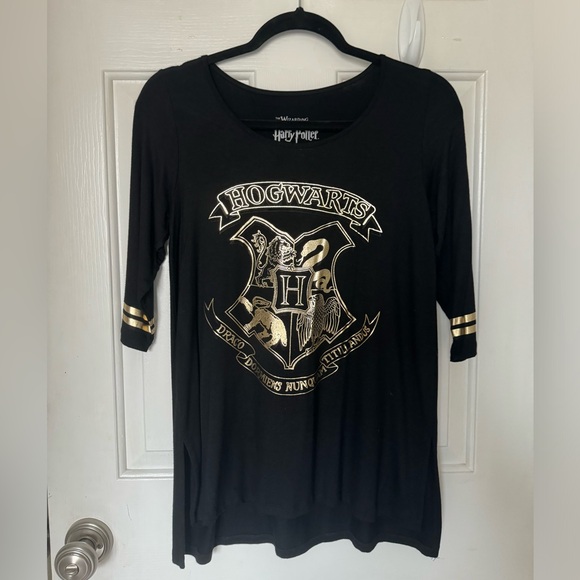 Warner Bros. | Tops | Universal Studios Official Merch Harry Potter ...
